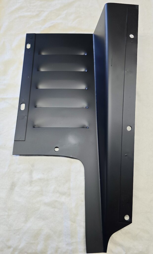 DV-32 Right Rear Engine Pan - Straight Eight